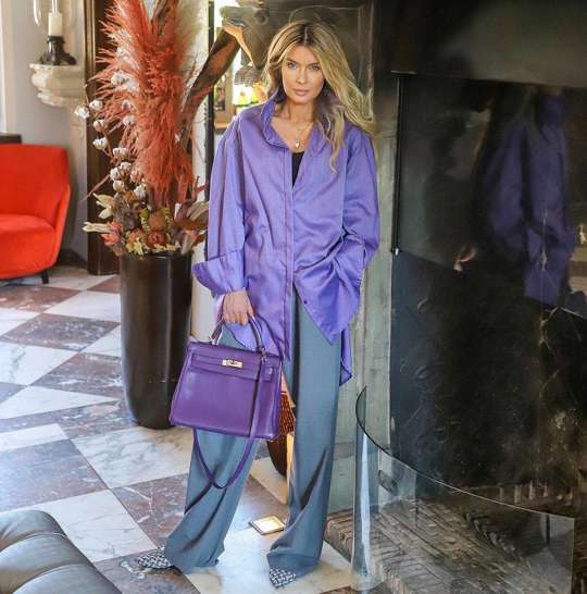 Colores que combinan con morado: las claves de estilo