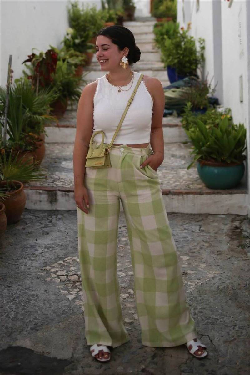 La ropa "quita kilos" que más te favorece (y los trucos para llevarla)