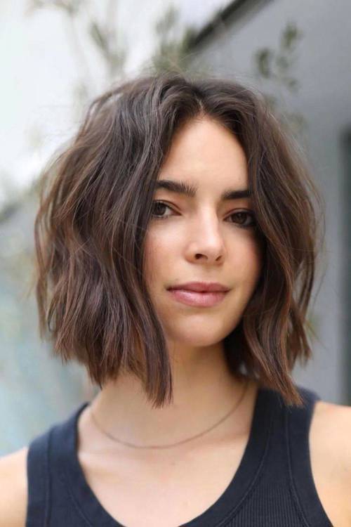 Los mejores cortes para pelo encrespado que te ayudarán a combatir el ...