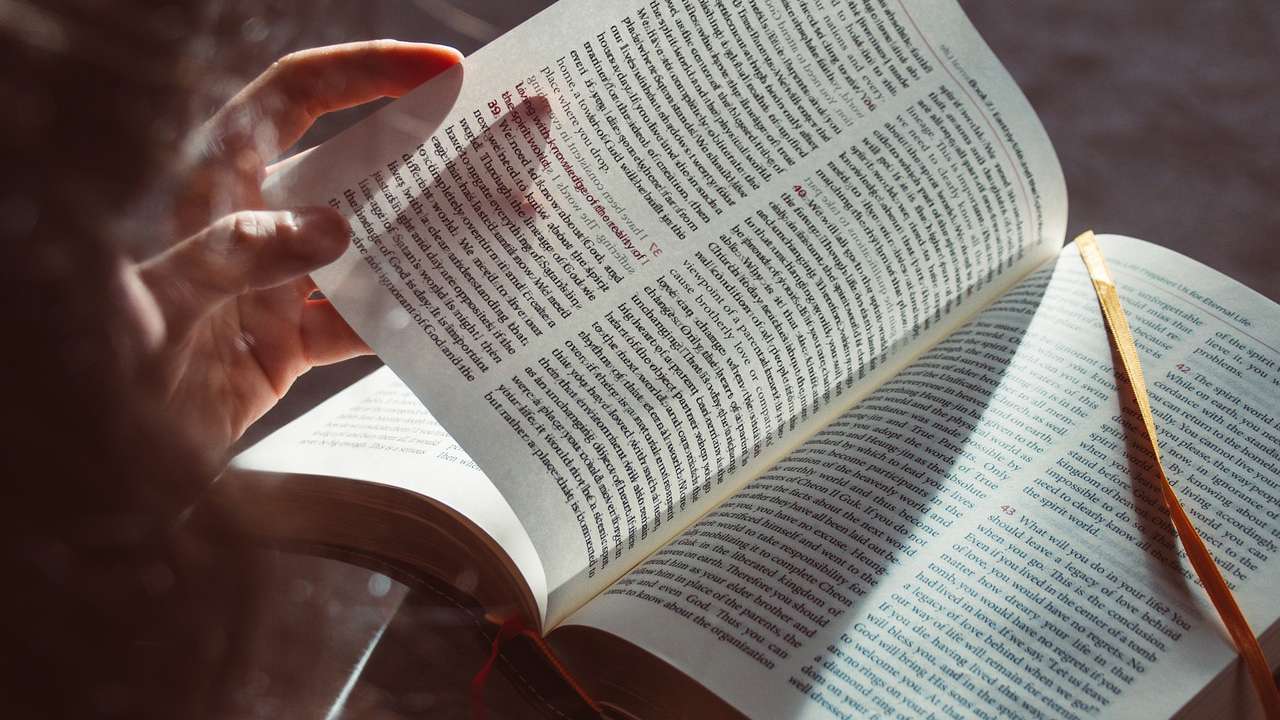 Los 75 mejores poemas cortos en lengua española