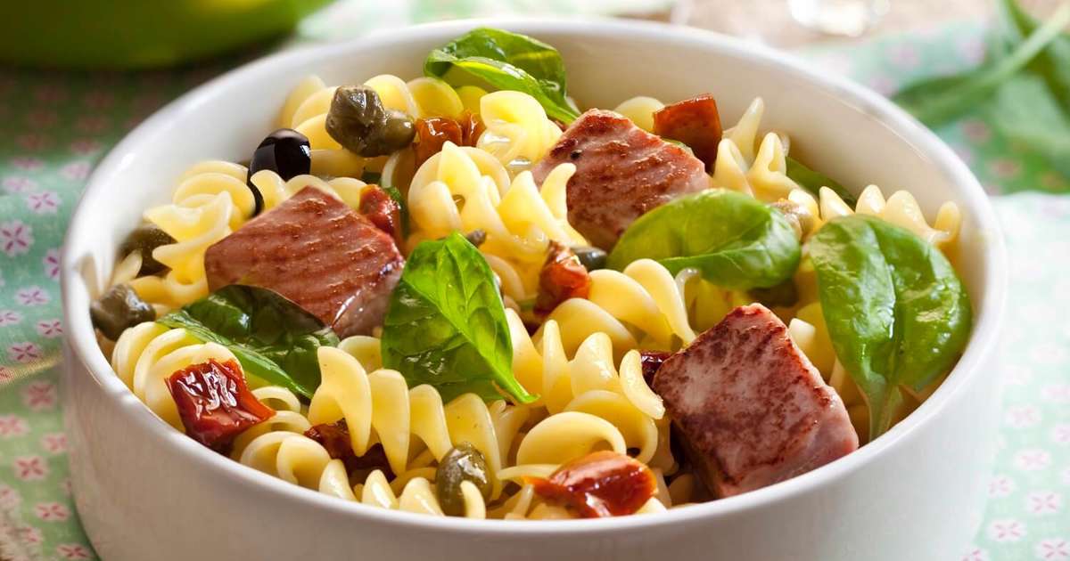 10 ensaladas de atún completas, frescas y fáciles que gustarán a toda ...
