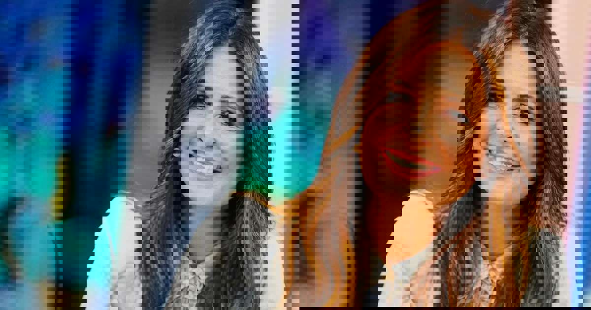 El corte de pelo ondulado tipo mariposa de Nuria Roca rejuvenece a los ...