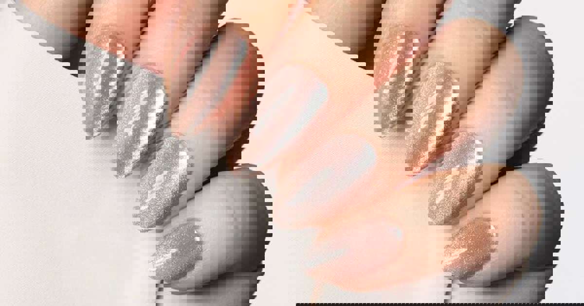 Todas las tendencias en uñas para 2025 según la manicurista favorita de las famosas