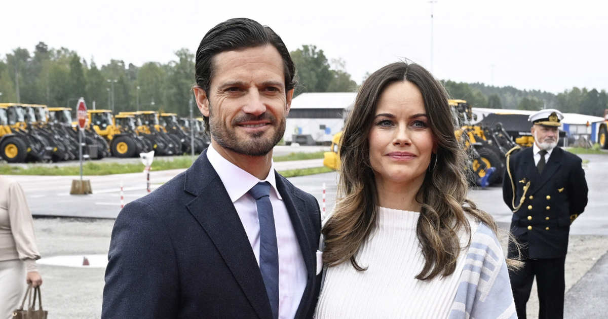 El larguísimo nombre de la nueva princesa de Suecia que su abuelo, el rey Carlos Gustavo, no ha ...