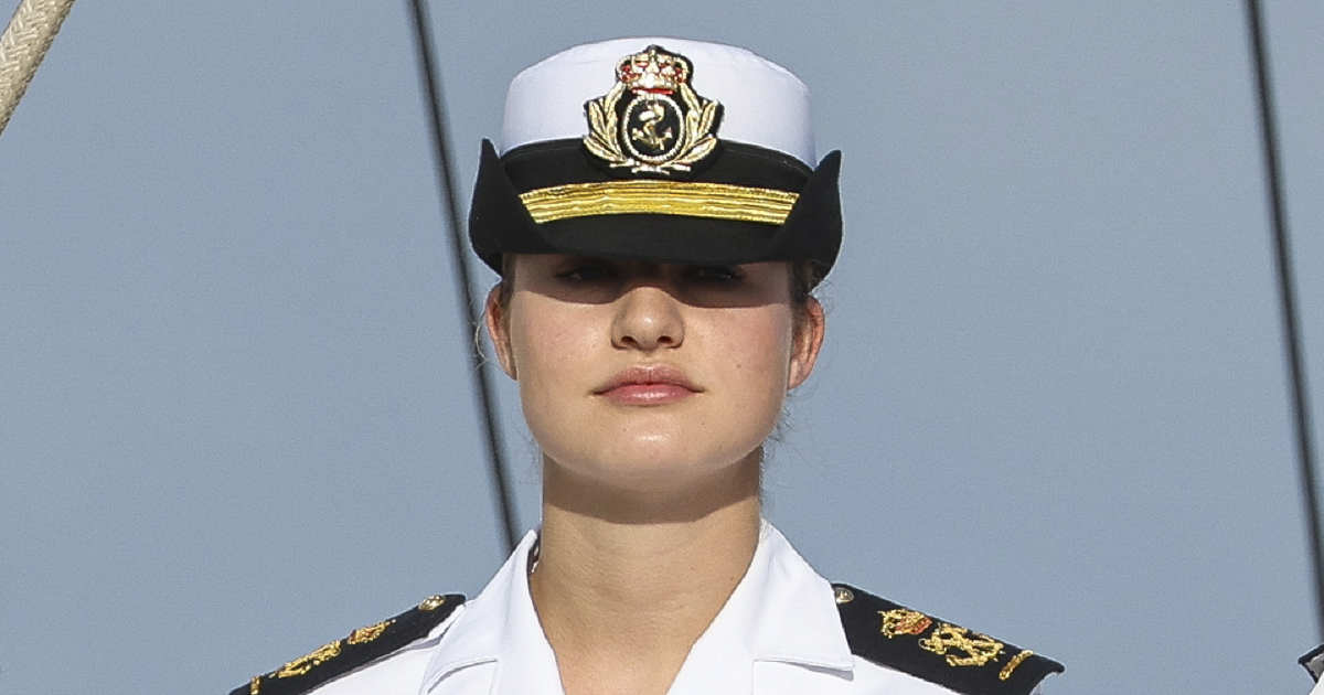 Sale a la luz una nueva imagen inédita de Leonor dentro de Elcano como ...