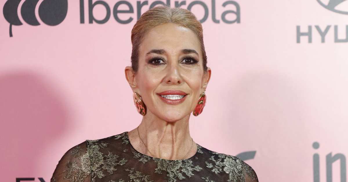 Elsa Anka (59 años) habla abiertamente de la menopausia y los cambios ...