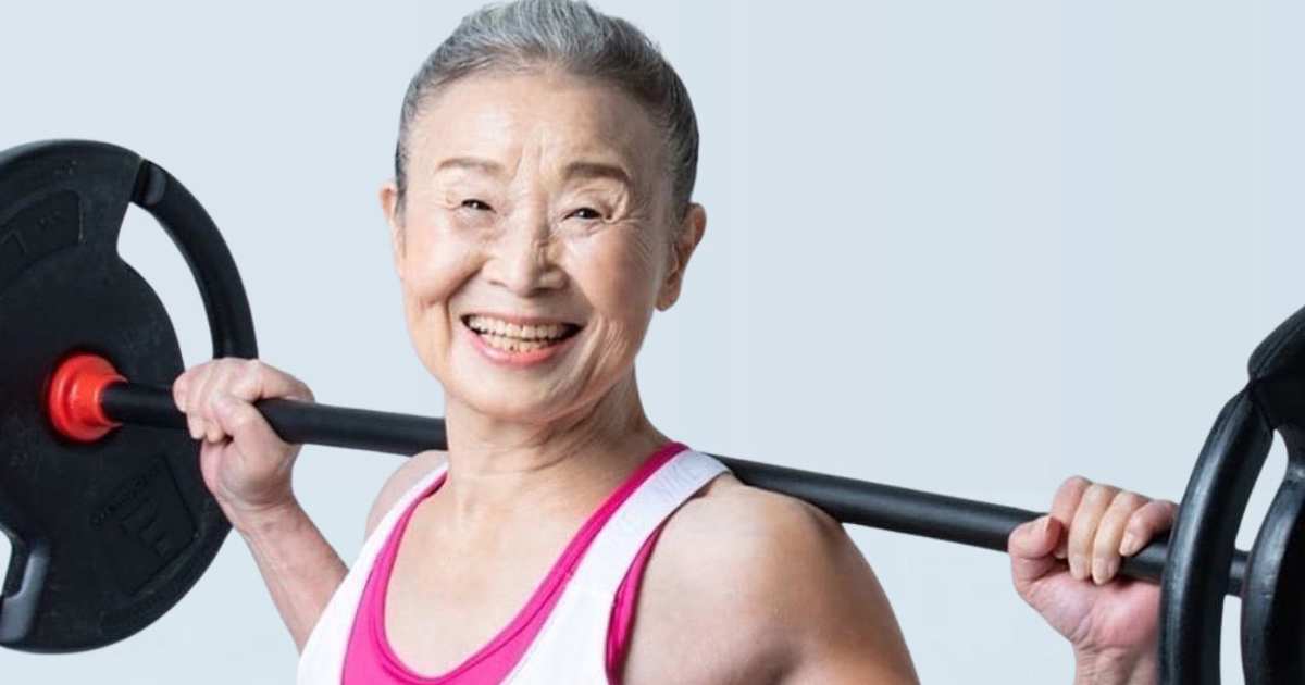 Mika Takishima, entrenadora de fitness a los 94 años: "Podría parecer una veinteañera cuando me ...