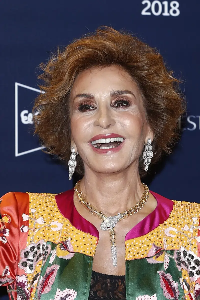 Naty Abascal, modelo (82 años): "Lo que jamás me salto es dormir. Beber ...