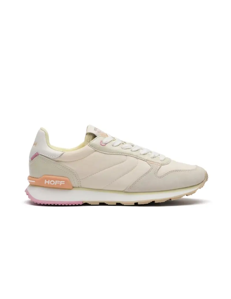Las mujeres de 60 llevarán con pitillos estas zapatillas HOFF en tonos ...