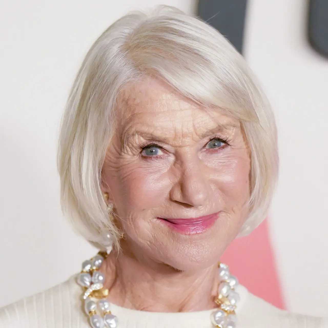Helen Mirren (80 años), sobre el microblading: "Estaba harta de que mis ...
