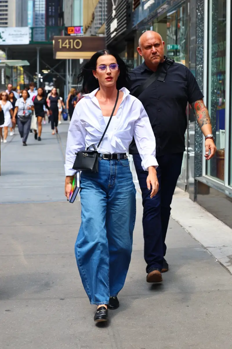 Katy Perry (41 años): su vuelta al gimnasio con pesas y CorePower Yoga ...