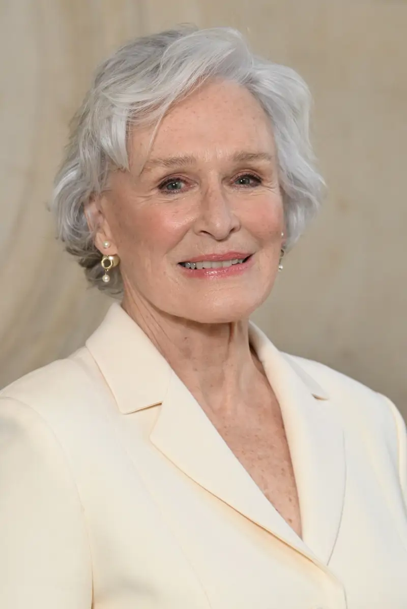 Lisseth Galarza, peluquera: “El tono de pelo blanco ceniza, combinado ...