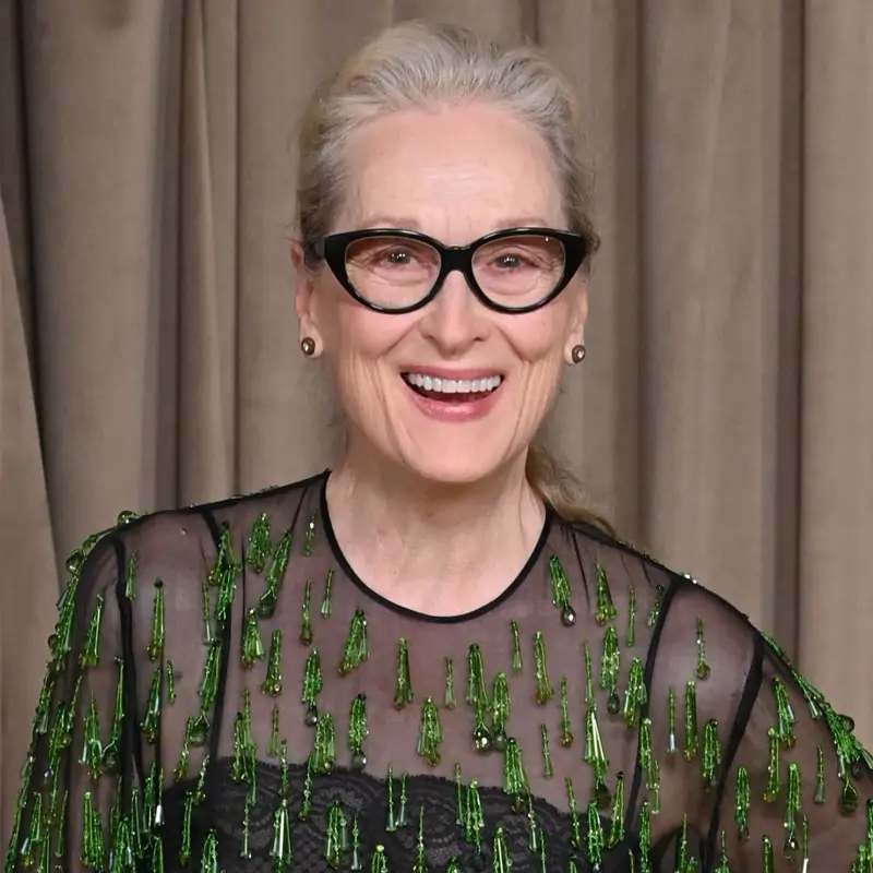 Encarna Moreno, peluquera de Sevilla: “Si tienes más de 50 y llevas ...