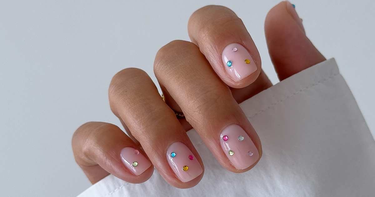 Uñas con brillos para Navidad: las mejores ideas para una manicura ...