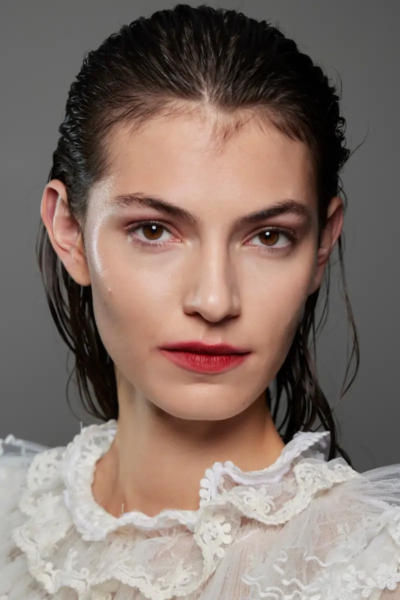 Ana Martínez, estilista capilar: “La Nivea de bote azul contiene unos ...