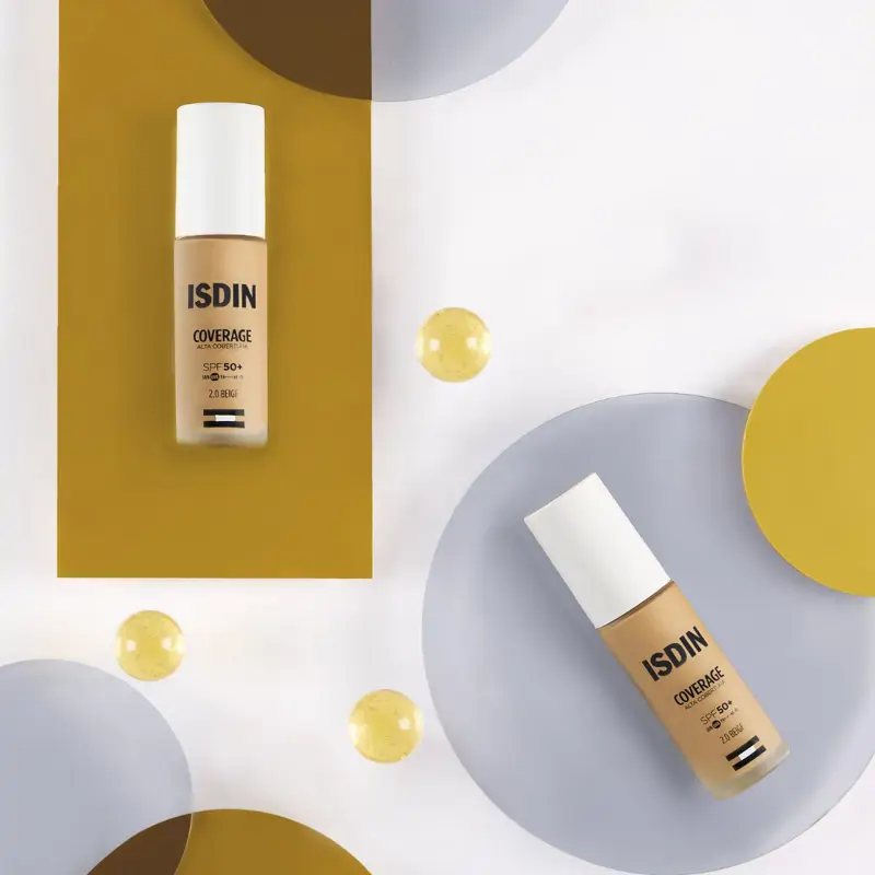 Premios CLARA de Belleza 2025: Mejor Base de Maquillaje, Isdin Coverage ...