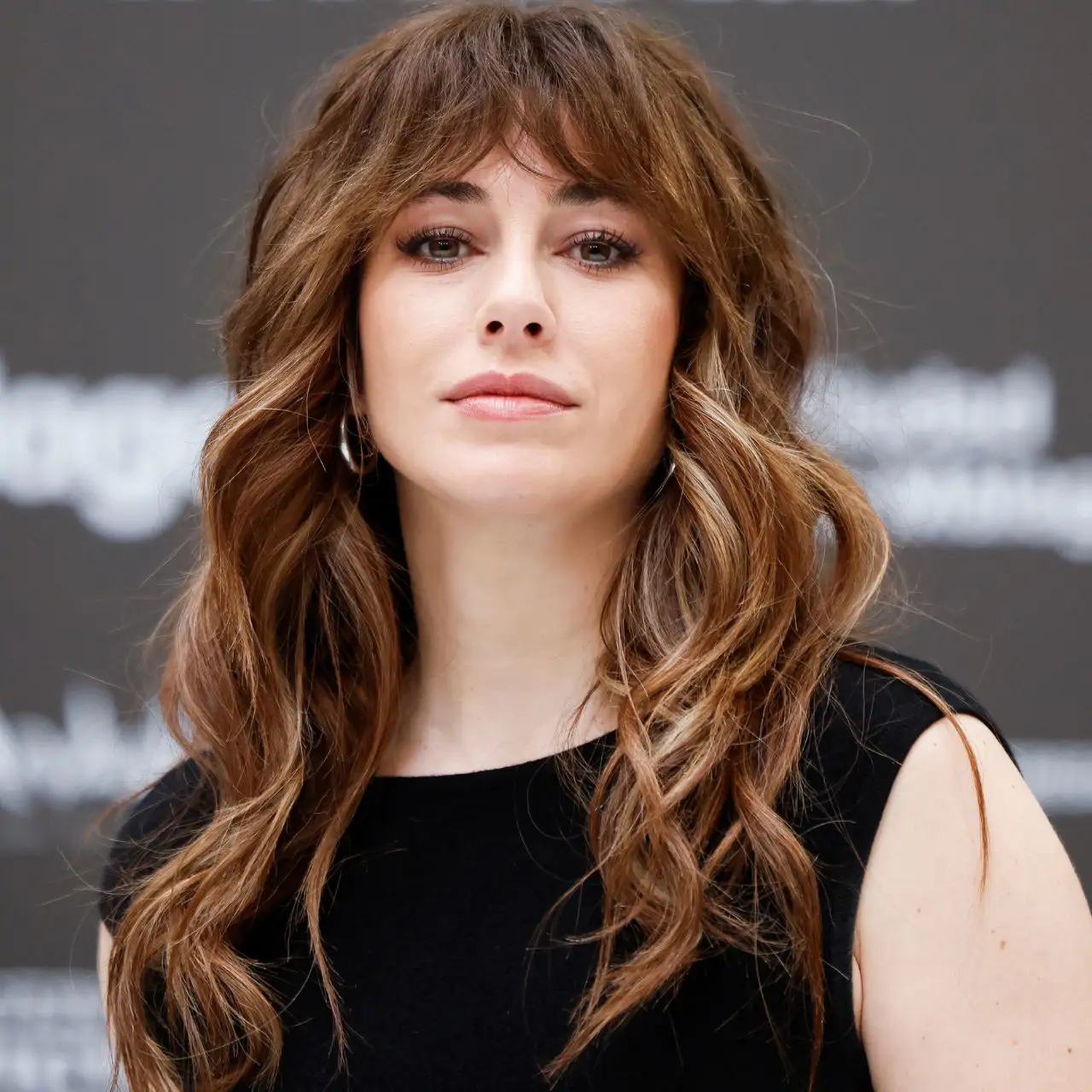 Adiós, pelo recto aburrido en 2026: 5 cortes de pelo shaggy con capas ...