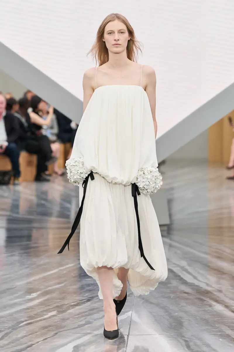 Todos los vestidos que serán tendencia en la Primavera/Verano 2026 y ...
