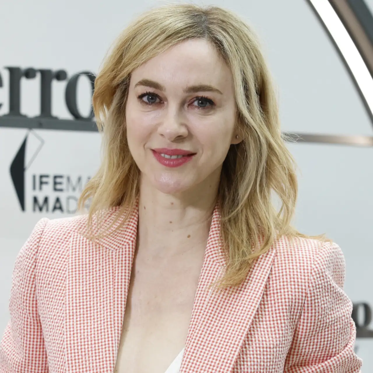 Marta Hazas (48 años): "Mi truco para vestir cómoda y elegante es usar ...