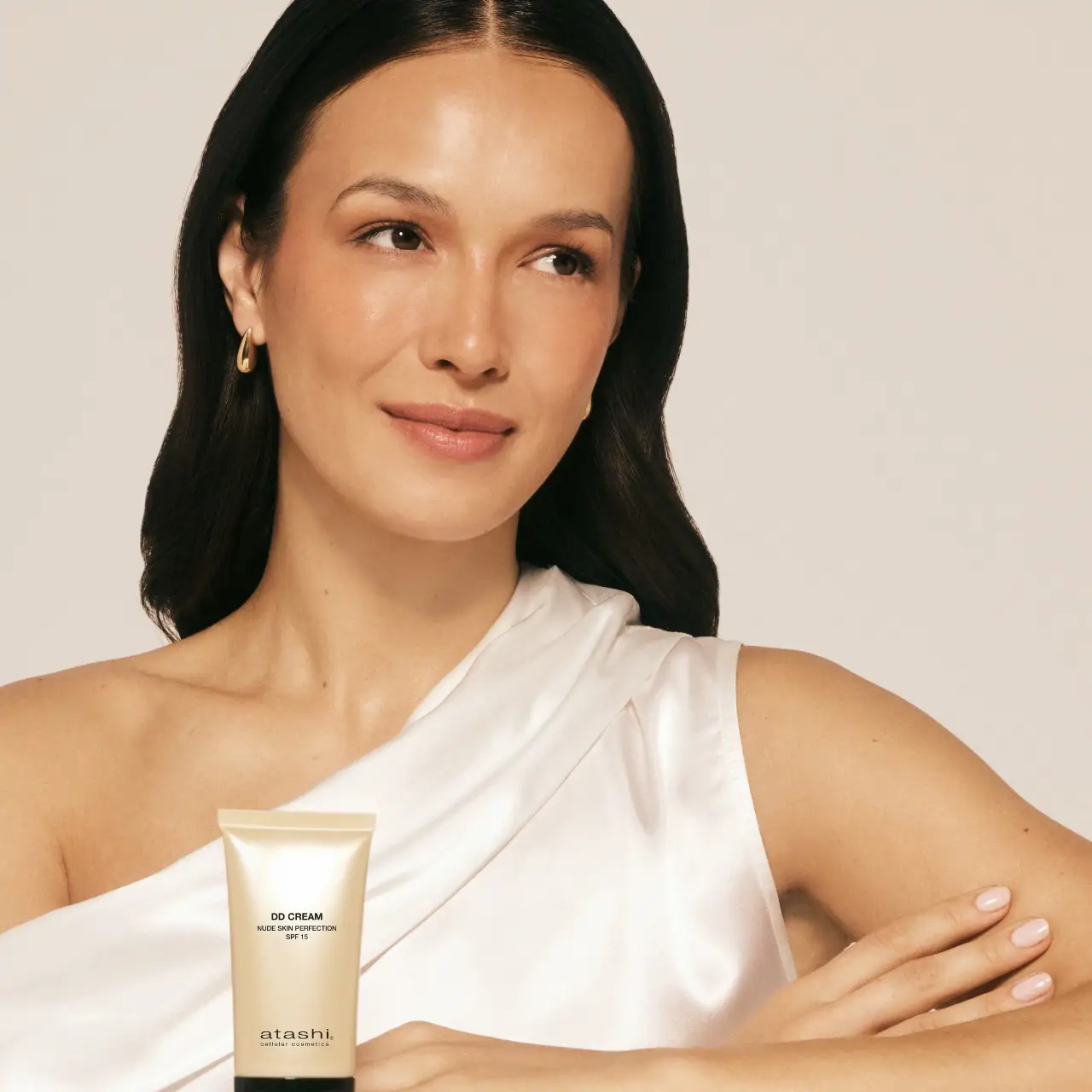 Menos pasos, más glow: la DD Cream que promete efecto buena cara al ...