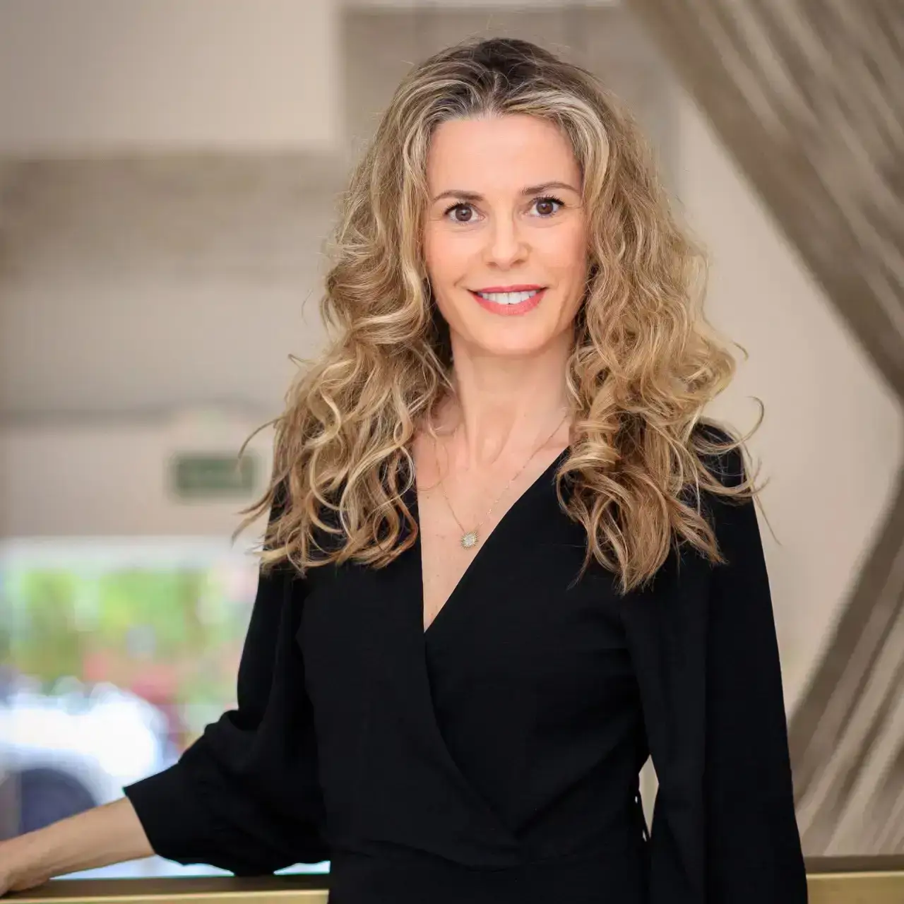 Rosi Fernández, peluquera: “En verano, muchas personas aplican ...